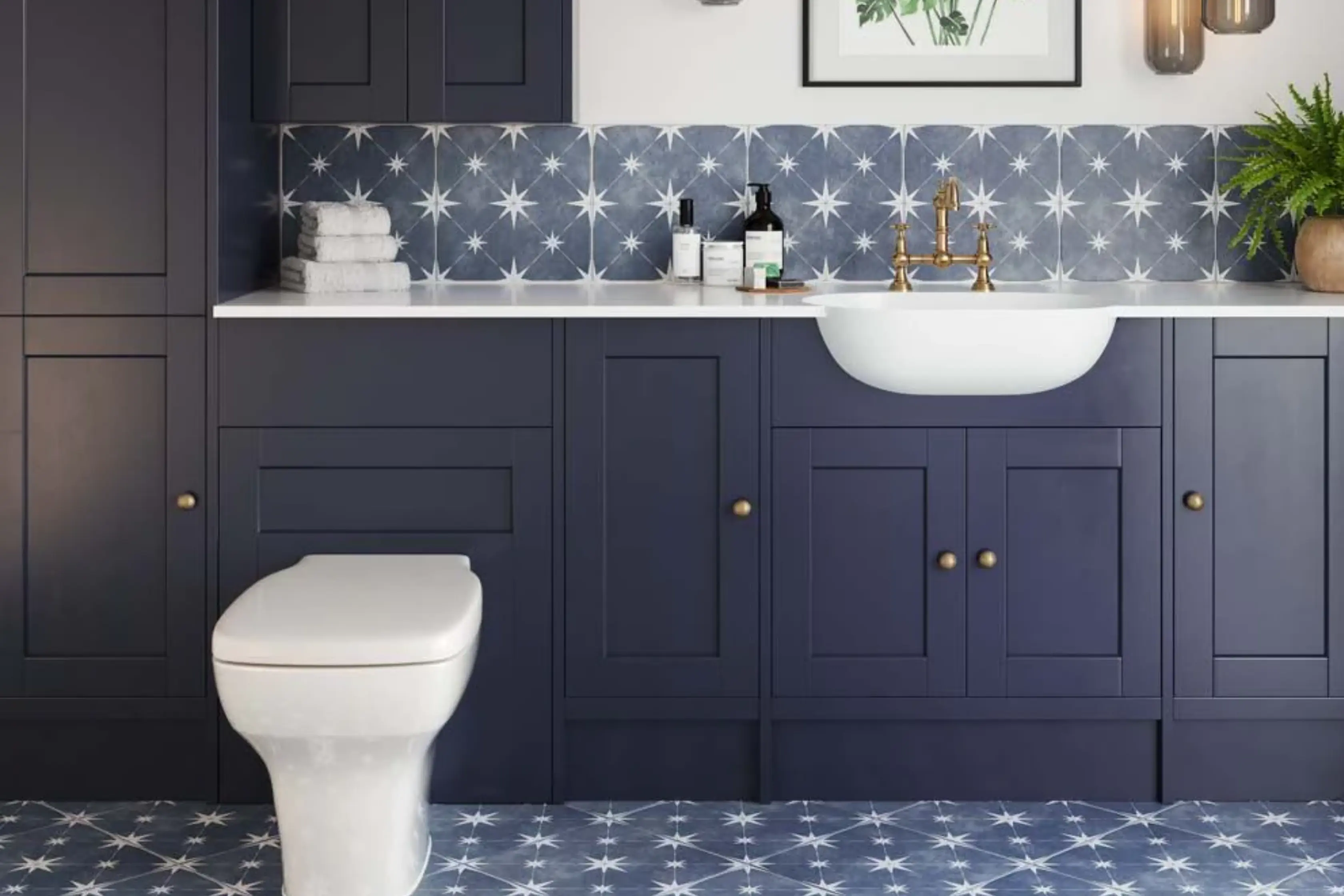 10 Stunning En-suite Ideas To Complete Your Bathroom